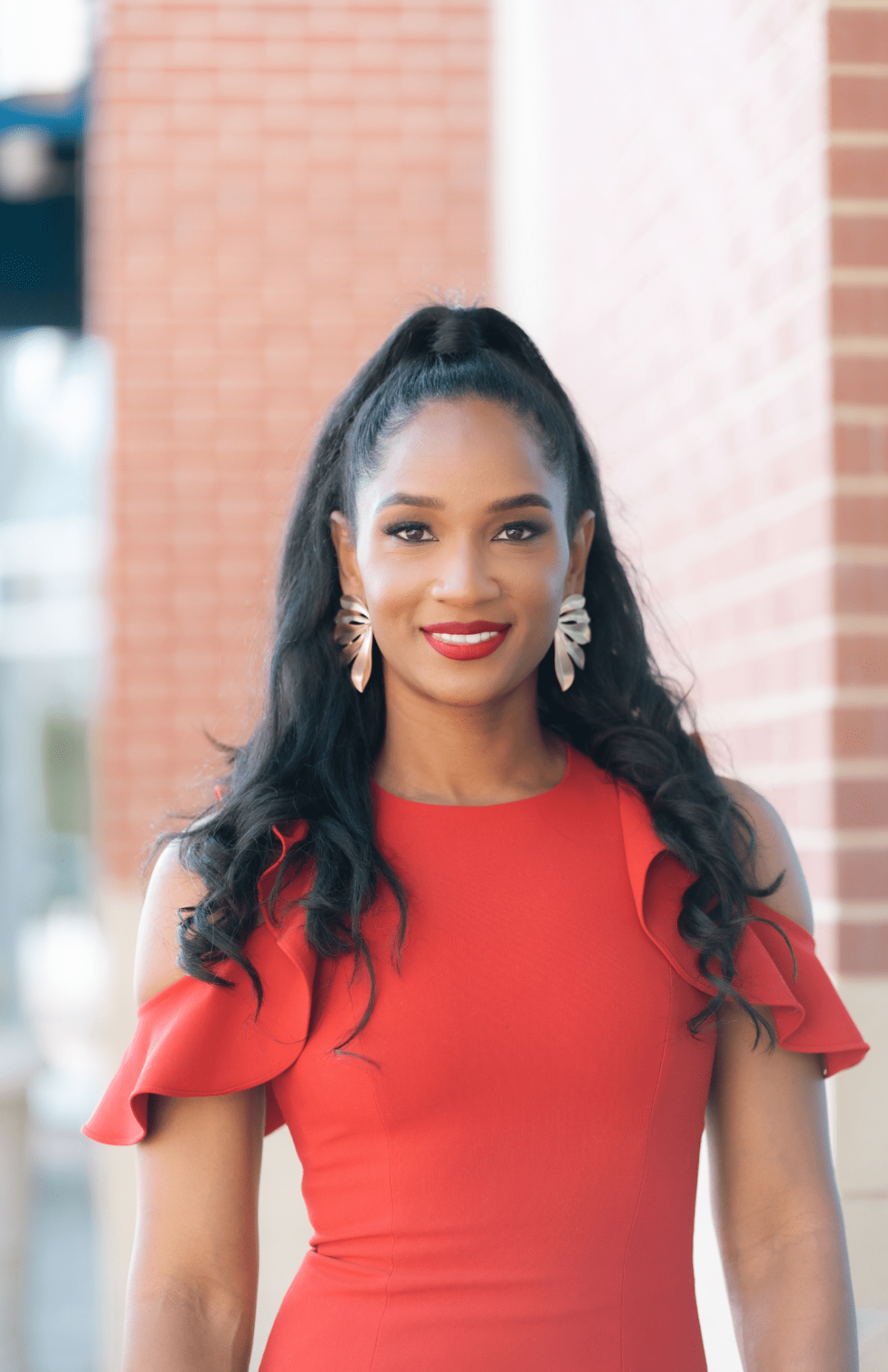 Tennesha Wood, Founder of The Broom List - Living In Queendom